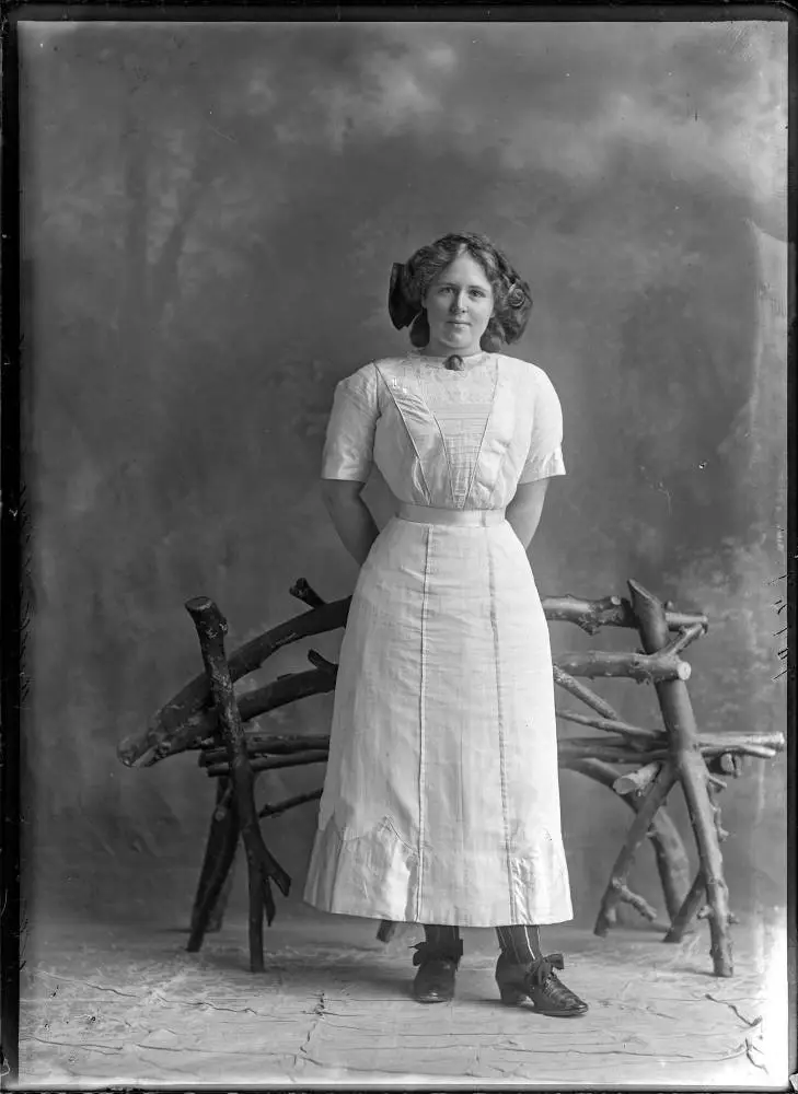 Miss Fairweather | Record | DigitalNZ