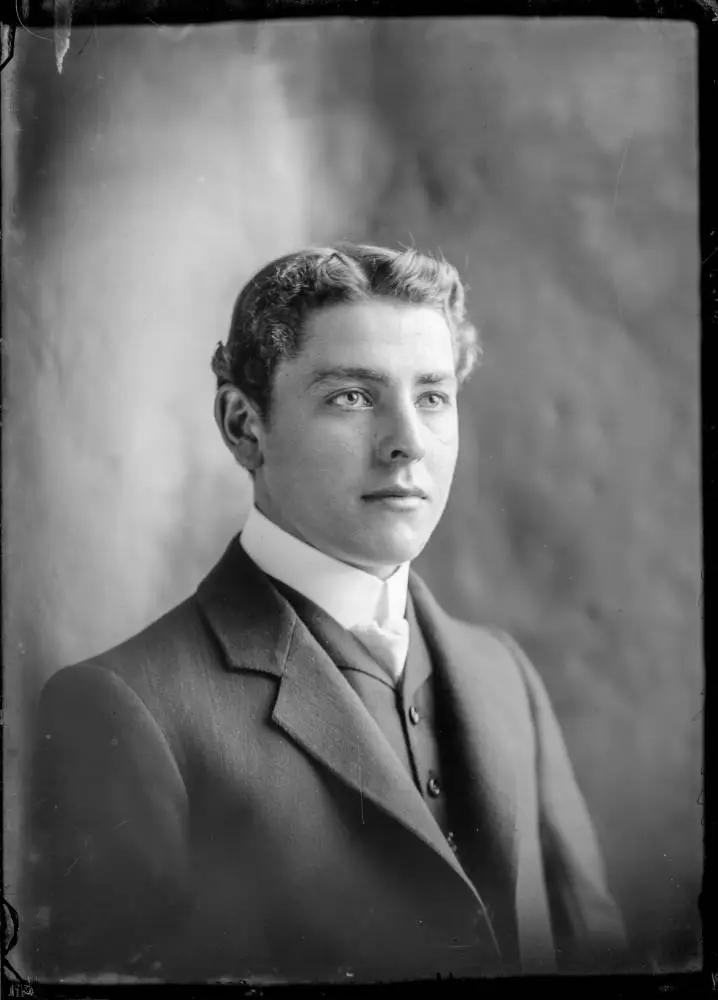 Mr Boucher, 1911 | Record | DigitalNZ