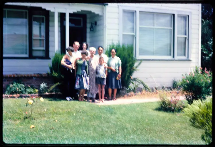 Leo Fowler and family, Gisborne, 1962 | Record | DigitalNZ