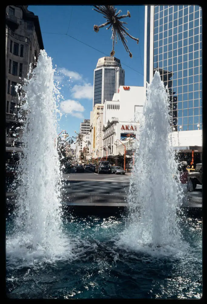 Coutts Fountain in Queen Elizabeth Square, Auckland Central | Record ...