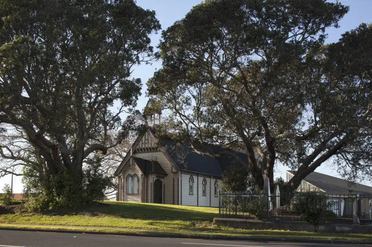 St Andrew's Presbyterian Church, Howick, 2013 | Record | DigitalNZ