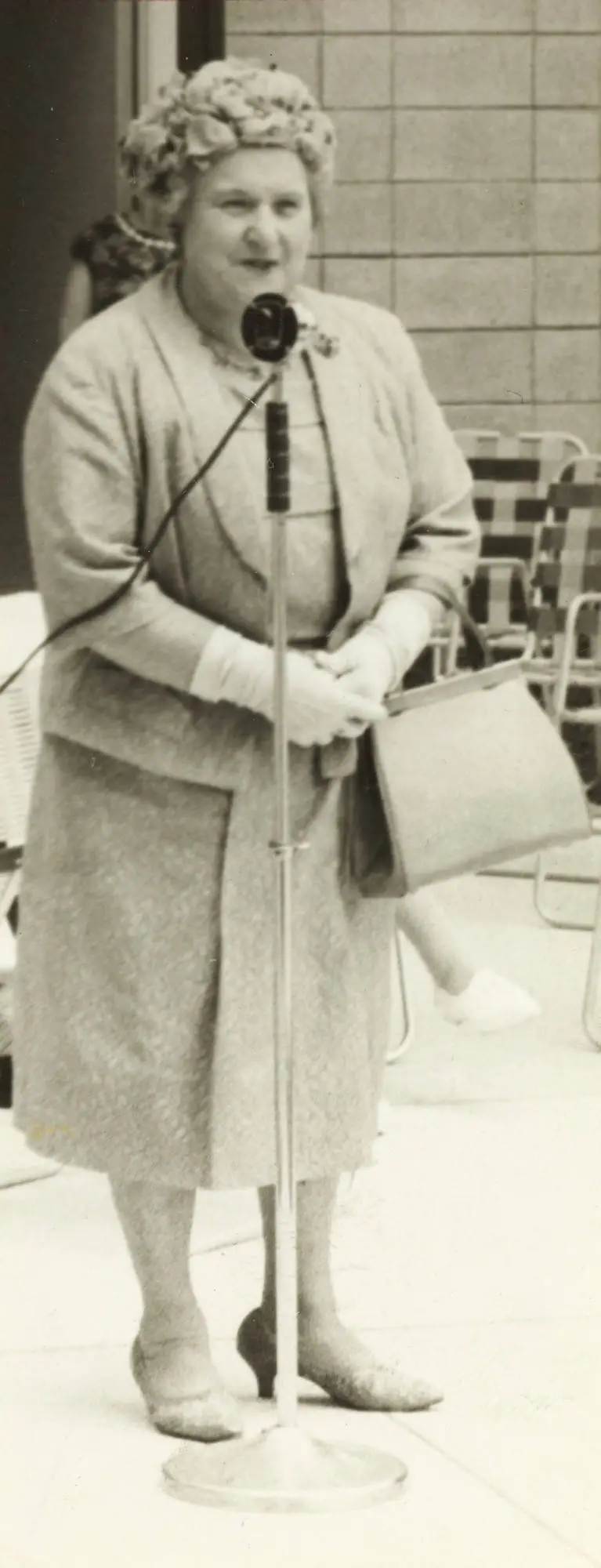 Nurses' swimming pool, Middlemore, 1967 | Record | DigitalNZ