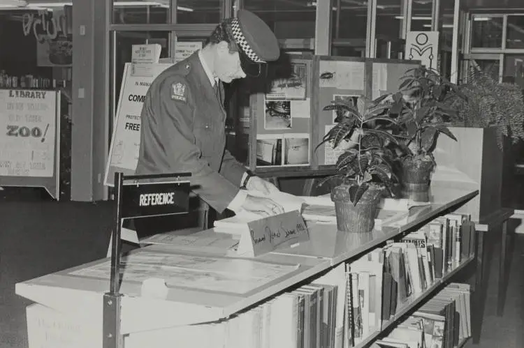 Policeman, Māngere Town Centre library, 1984 | Record | DigitalNZ