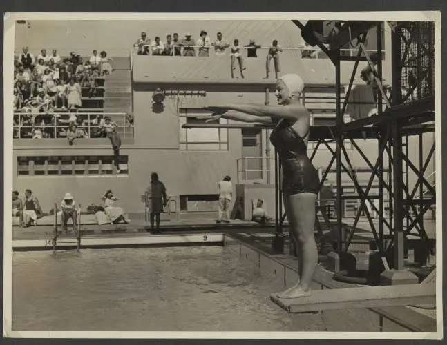 British Empire Games, Diving, Newmarket Olympic Pool, 1950 | Record | DigitalNZ