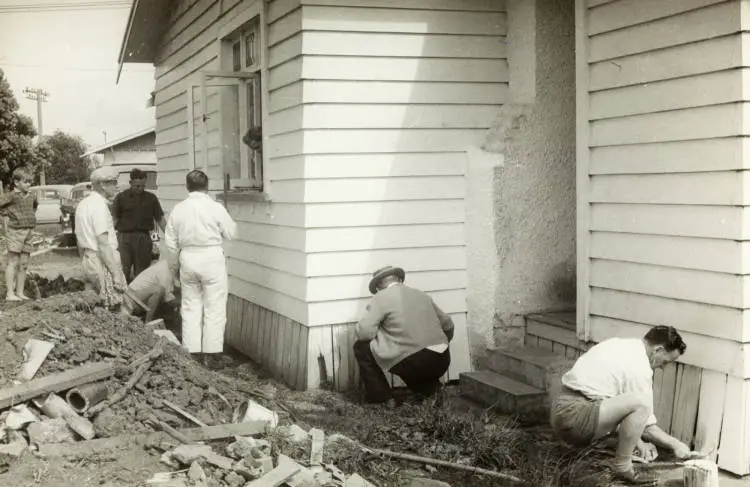 Lions at work, Papatoetoe, 1963 | Record | DigitalNZ
