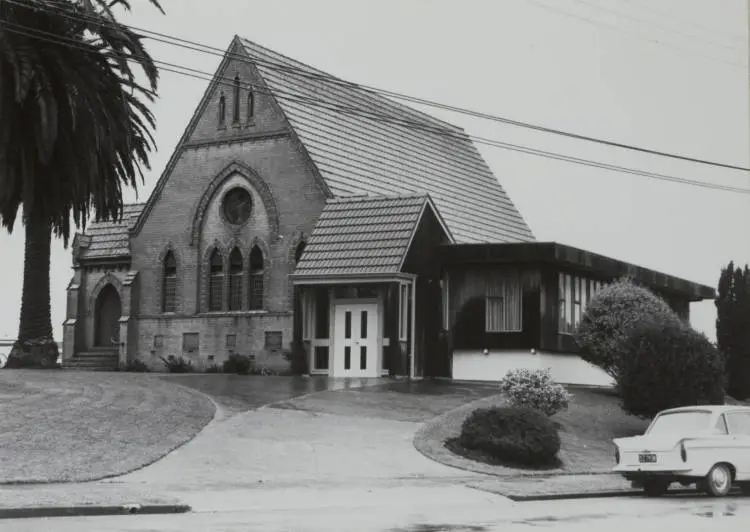 First Presbyterian Church, Papakura, 1983 | Record | DigitalNZ