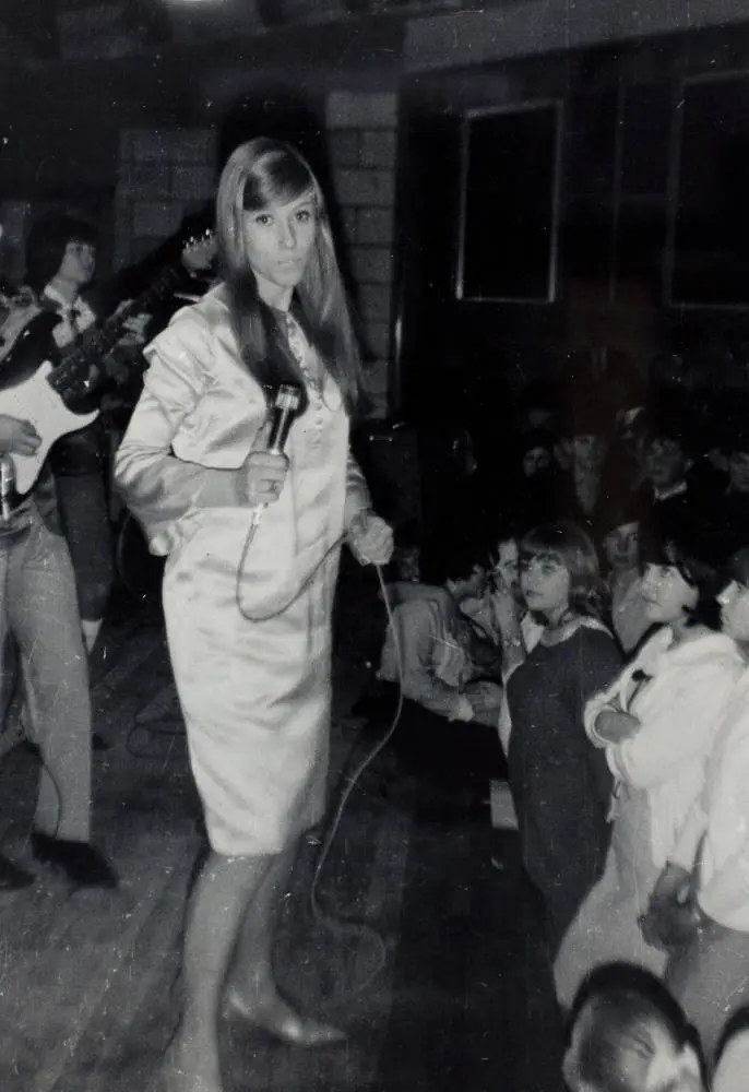 Sandy Edmonds and the Clevedonaires, Manurewa, 1965 | Record | DigitalNZ