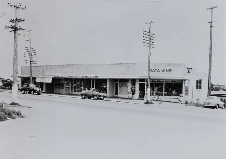 Rata Vine shops, Manurewa, ca 1961 | Record | DigitalNZ