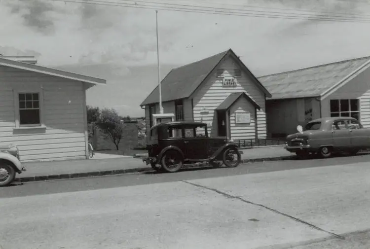 Howick Public Library, 1950s | Record | DigitalNZ