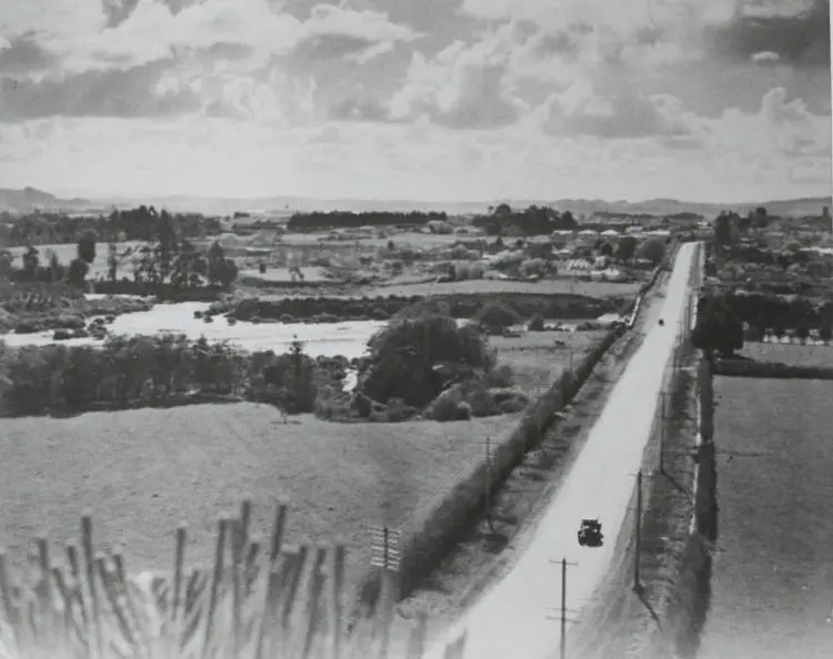 Great South Road, Ōtāhuhu, ca 1929 | Record | DigitalNZ