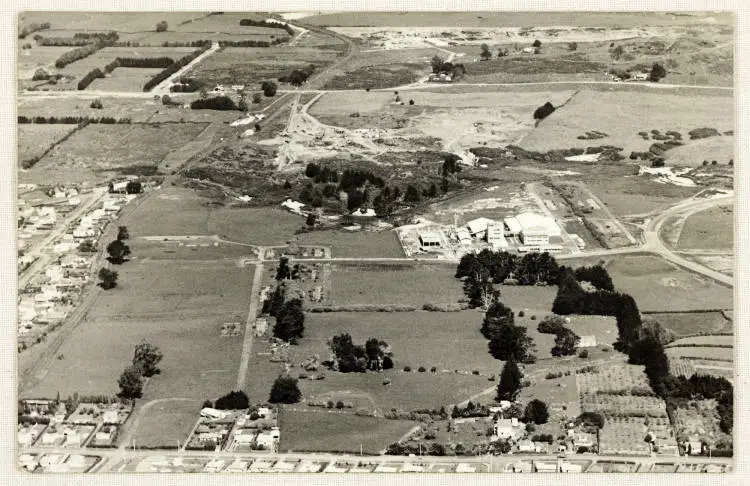 Cambria Park, Papatoetoe, 1960s | Record | DigitalNZ