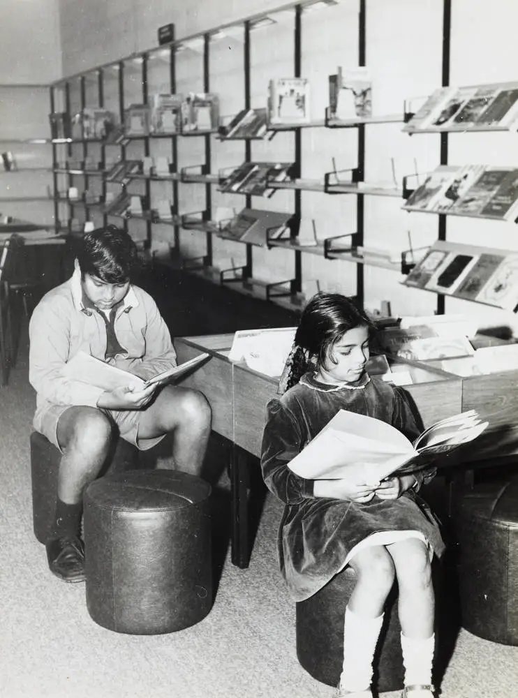 New library, Ōtara, 1971 | Record | DigitalNZ