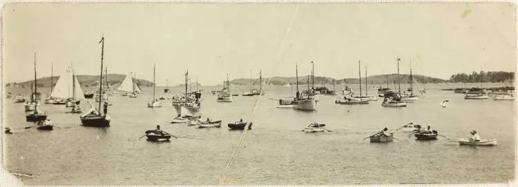 Cowes Bay Regatta, Waiheke Island. | Record | DigitalNZ