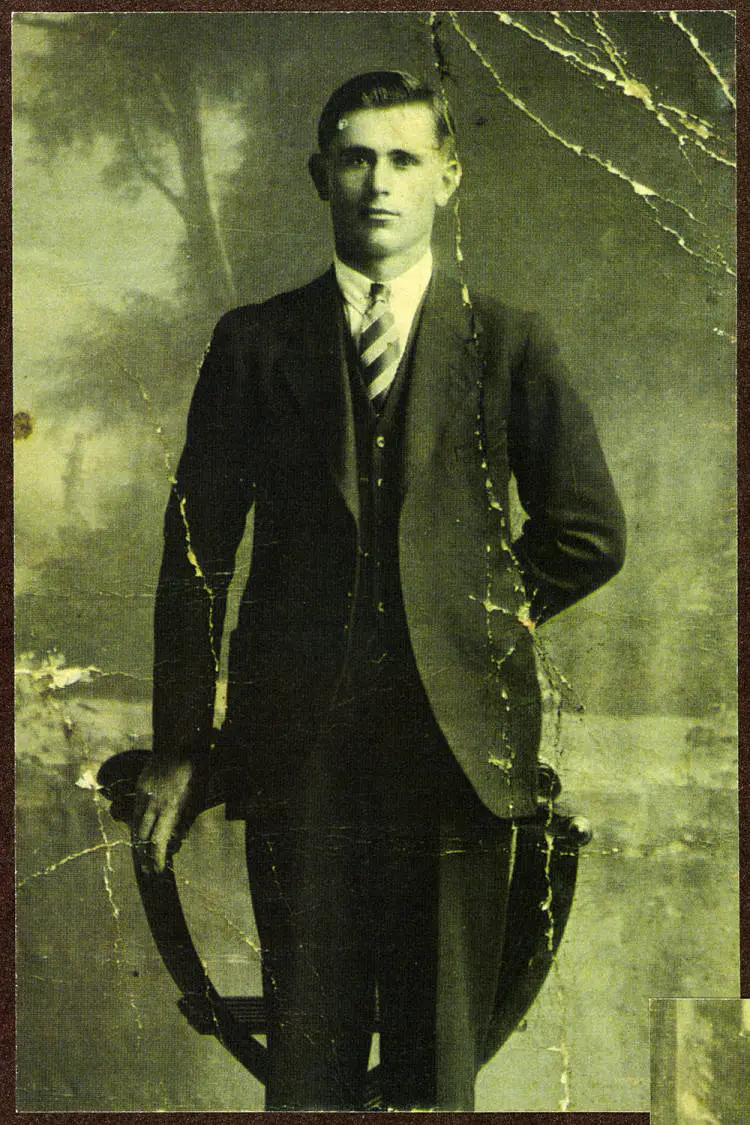 Ante (Tony) Tolich. | Record | DigitalNZ