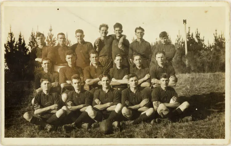 Oratia Football Team. | Record | DigitalNZ