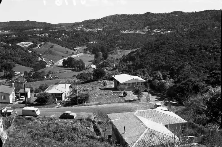 Panorama from Titirangi to Laingholm. | Record | DigitalNZ