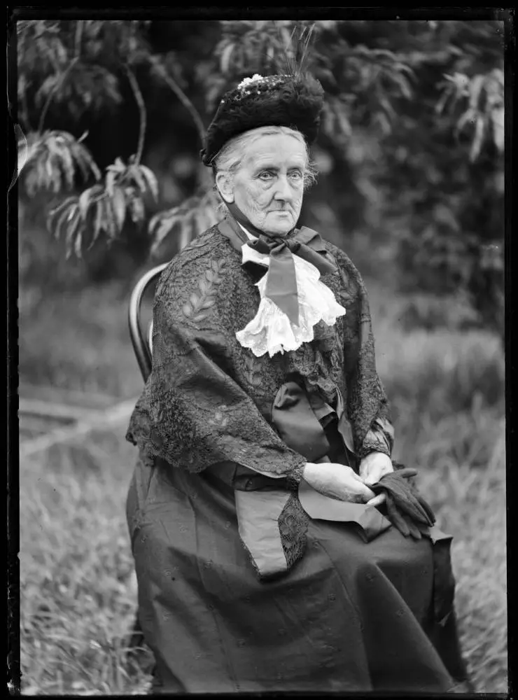 Ann Peet Dawes, 1909 | Record | DigitalNZ