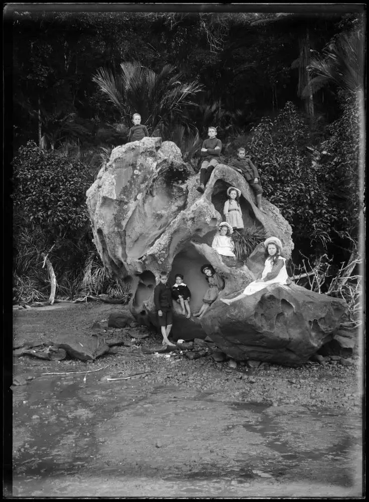 Round Rock, Barrier Beach | Record | DigitalNZ