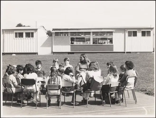 Fairburn Road Primary School, Ōtāhuhu, 1981 | Record | DigitalNZ