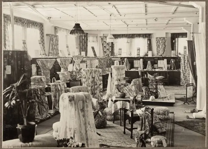 John Court Limited: drapery department, 1916 | Record | DigitalNZ