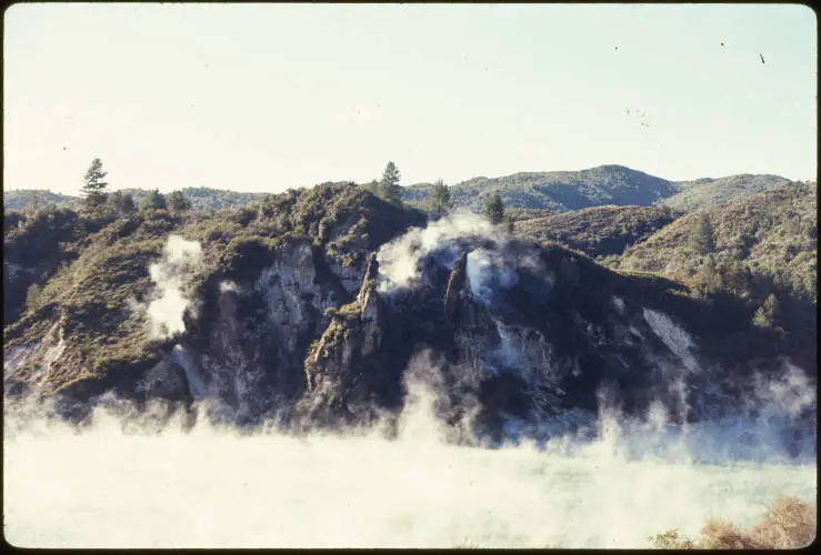 Frying Pan Lake, Waimangu, 1971 | Record | DigitalNZ