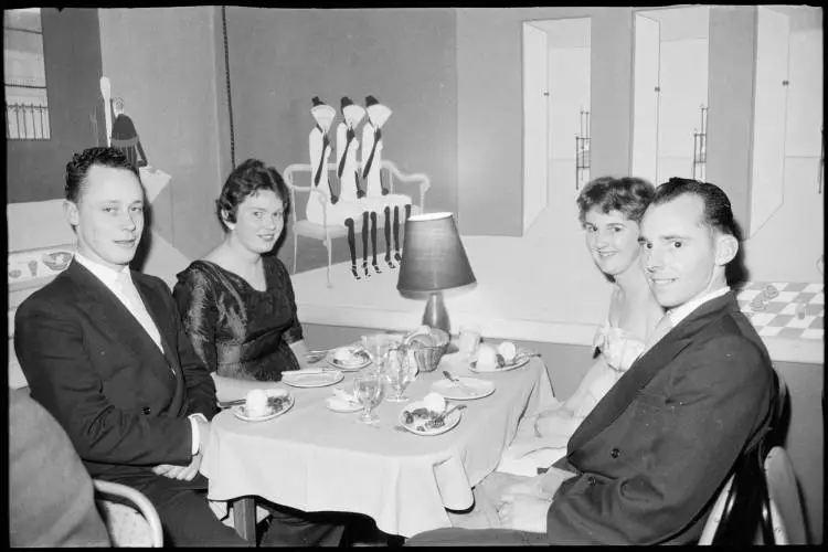 Le Gourmet Restaurant, Shortland Street, 1960 | Record | DigitalNZ