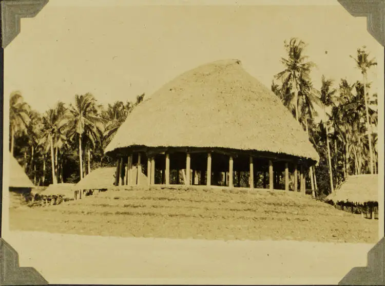 Village of Malua, near Apia?, Samoa, 1928 | Record | DigitalNZ