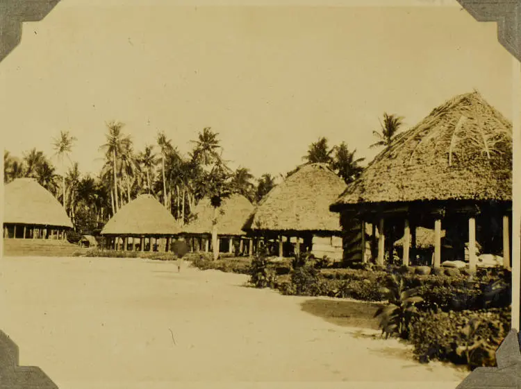 Village of Malua, near Apia?, Samoa, 1928 | Record | DigitalNZ