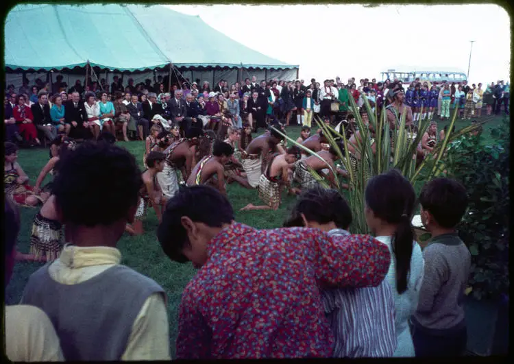 Ōrākei Marae, 1971 | Record | DigitalNZ