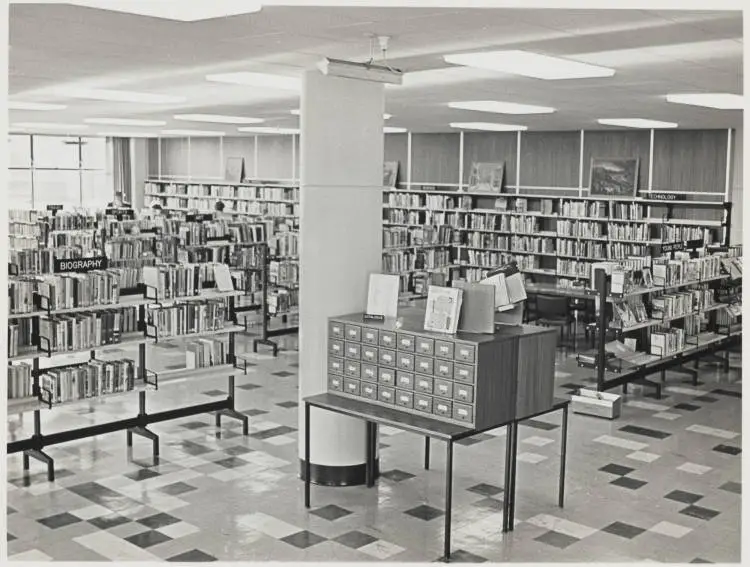 Mount Wellington Library issues desk, 1969 | Record | DigitalNZ