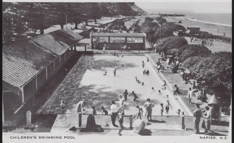 Children's Swimming Pool, Napier | Record | DigitalNZ
