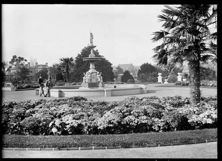 Two men beside the fountain in Albert Park, 1898 | Record | DigitalNZ