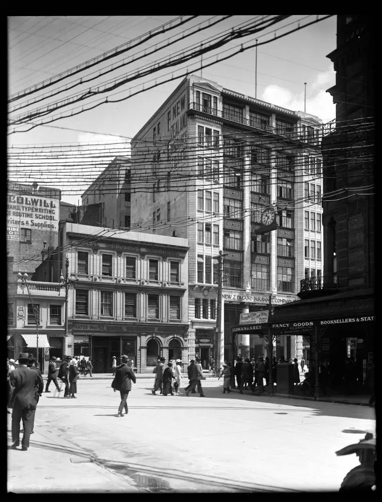 Shortland Street and Queen Street, Auckland Central, 1921 | Record ...