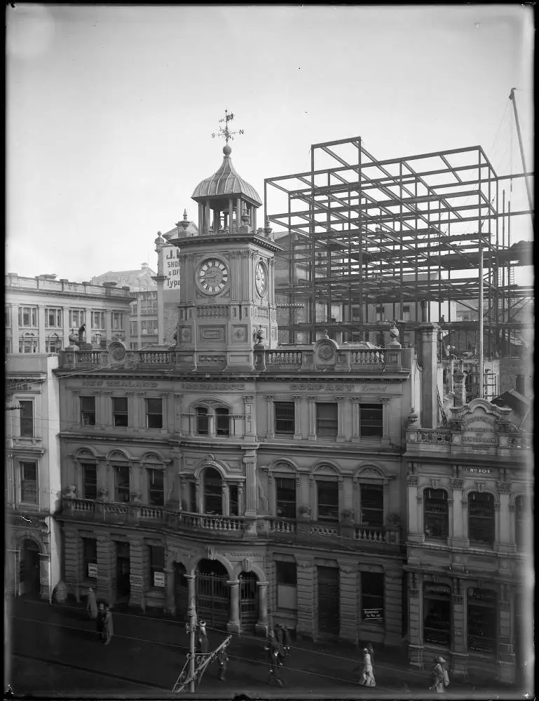 New Zealand Insurance Company, Queen Street, 1915 | Record | DigitalNZ