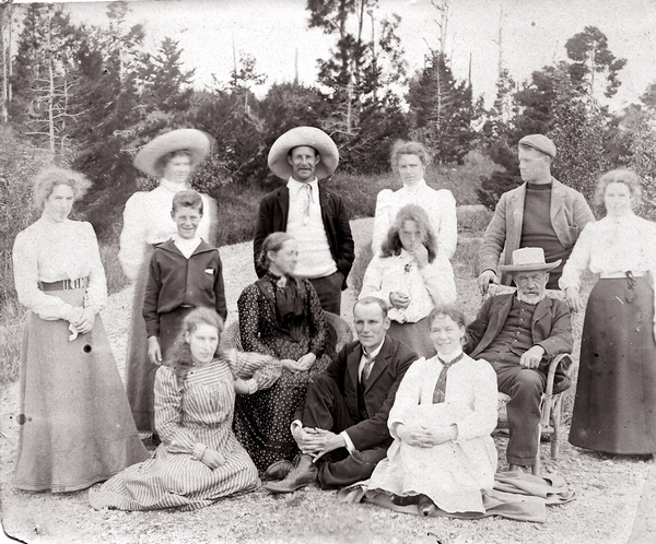 Stuckey family at Te Rangitumau : photograph | Record | DigitalNZ