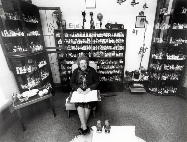 Jean Keats with her collection : Photograph | Record | DigitalNZ