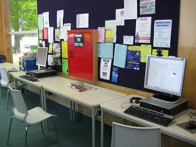 Computers, fire house reel and noticeboard, Motueka Library | Record ...