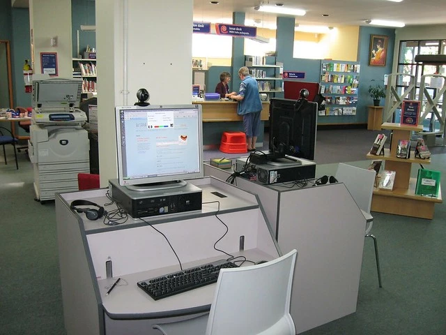Computers, Motueka Library | Record | DigitalNZ