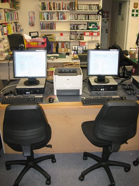 Carterton Library - public printing is available | Record | DigitalNZ