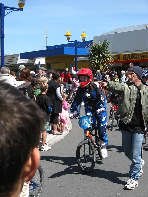 BMX Riders New Brighton Christmas Parade | Record | DigitalNZ