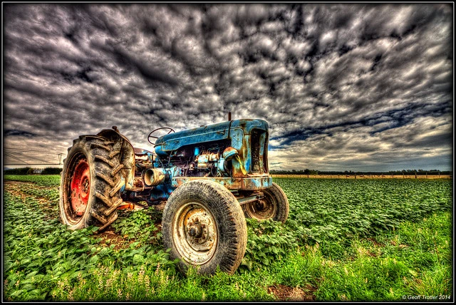 Dis-Tractor | Record | DigitalNZ