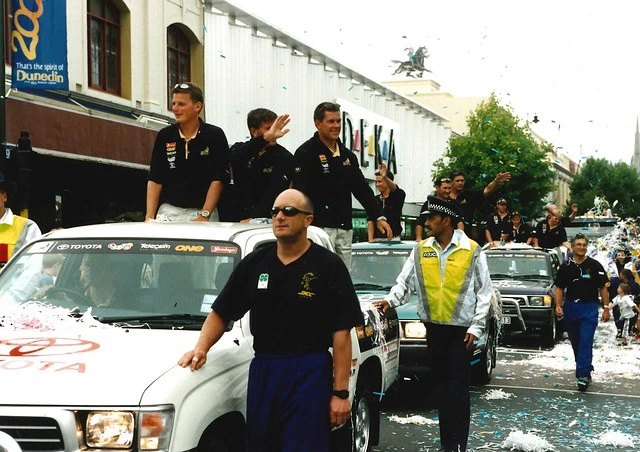 America's Cup Parade along George Street, 2000 | Record | DigitalNZ