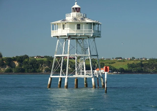 Bean Rock Lighthouse | Record | DigitalNZ