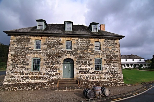 The Stone Store | Record | DigitalNZ