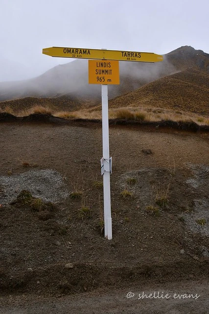 Lindis Pass, MacKenzie Country, NZ | Record | DigitalNZ