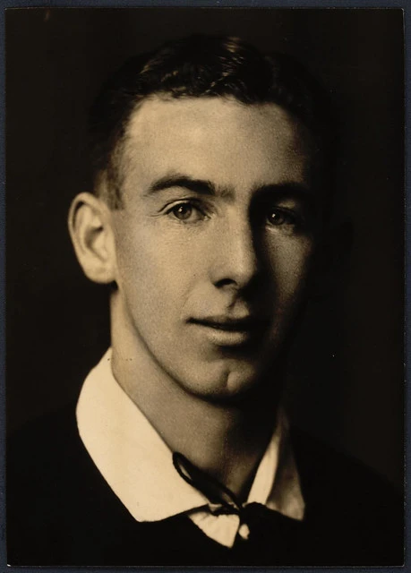 Mervyn Miles Nelson Corner passport photo | Record | DigitalNZ