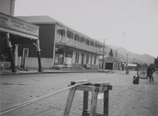11. Ross Hotel - Murchison | Record | DigitalNZ