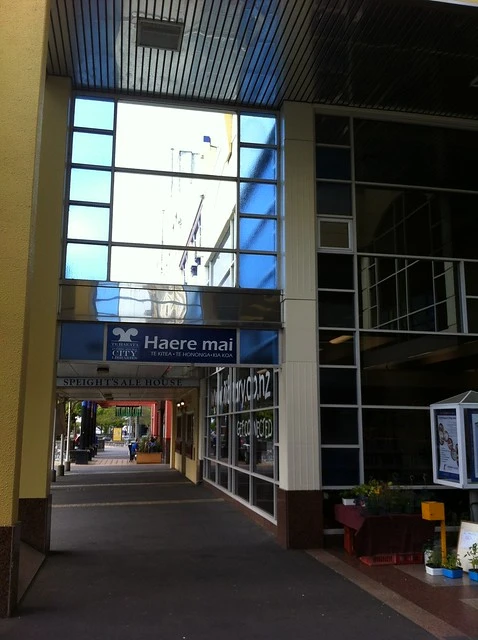 Invercargill City Library | Record | DigitalNZ