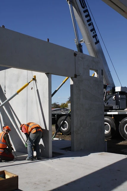 Wall panels going up | Record | DigitalNZ
