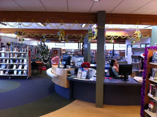 Main desk, Turangi Library | Record | DigitalNZ